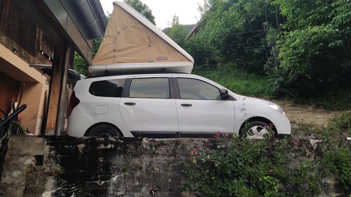 Une Nuit En Tente De Toit Face à La Vallée - Albertville