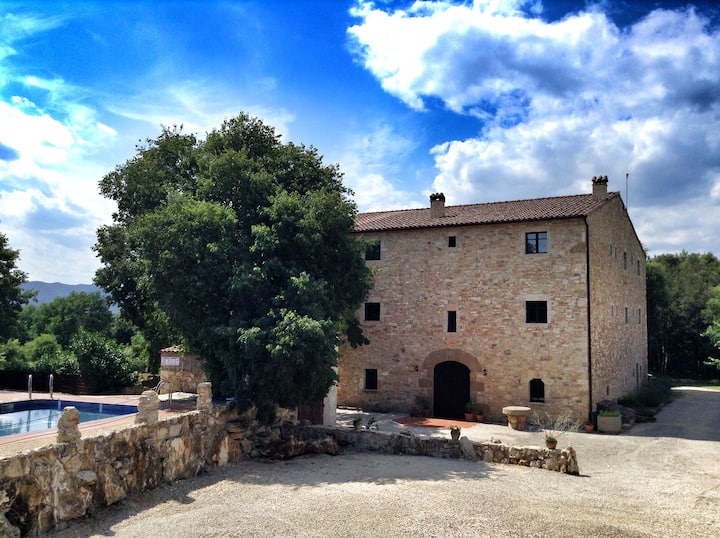 Countryside Sustainable Hotel/staffed Villa Rental - Besalú