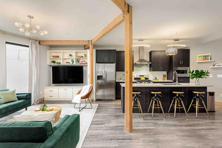 In The Heart Of Rino 2-bedroom Condo - Denver, CO