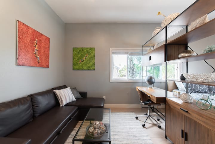 In-law Studio Blocks From The Beach - Orange County, CA