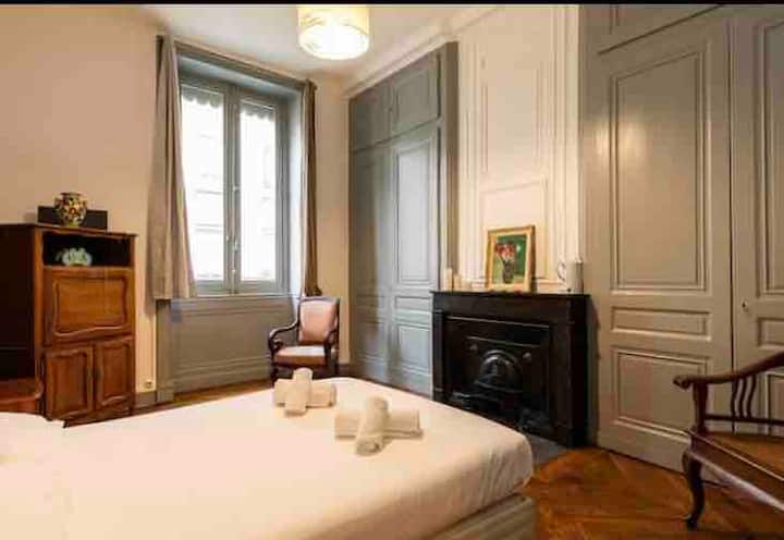 Lyon Hyper Centre 90 M2 / 6 Couchages - 리옹