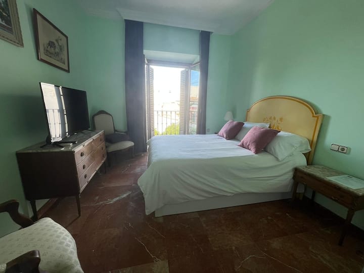 Habitación En Casa Andaluza Del Siglo Xix - Seville