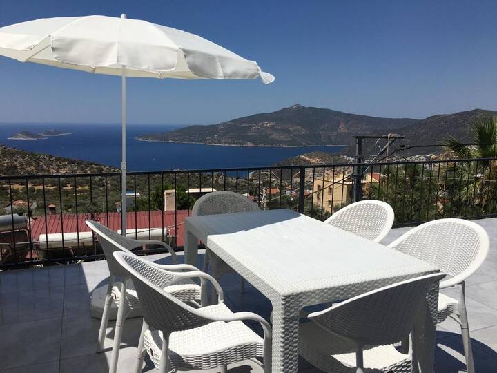 Kaş Kalkanda Rahat Huzurlu Eşsiz Deniz Manzarası Olanağı Ile Rahat Tatil Keyfi - Kalkan