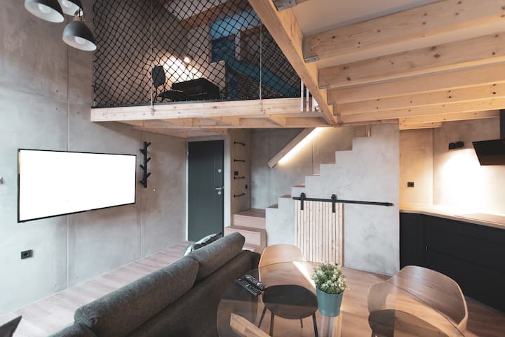 Bubble Factory Loft With Jacuzzi & Free Parking - Ljubljana