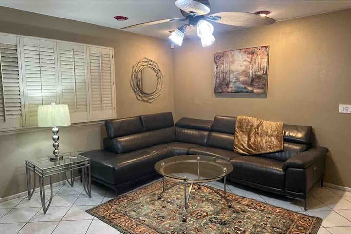 Casa Rio Spacious 3 Bd/ 3.5 Bath Near Airport - Aéroport de Las Vegas McCarran - Harry Reid (LAS)