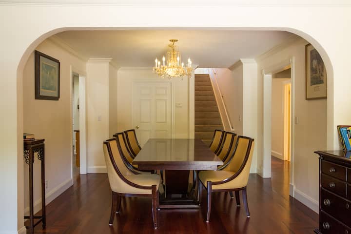 Clean & Spacious, 4 Bed/3bath, Burlingame - San Mateo, CA