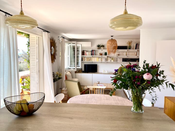 Cannes 300m Des Plages, 2 Chambres Beau 3 Pièces - Cannes