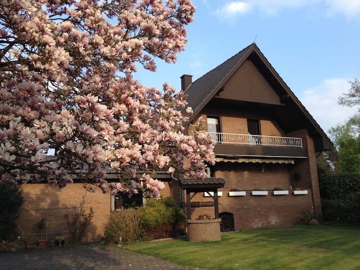 Landhausatmosphäre Und Schnelles Internet - Bielefeld