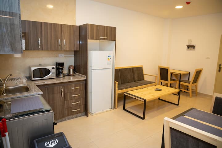 10/modern Minimalist Apt In Artistic Jabal Weibdeh - Ammán