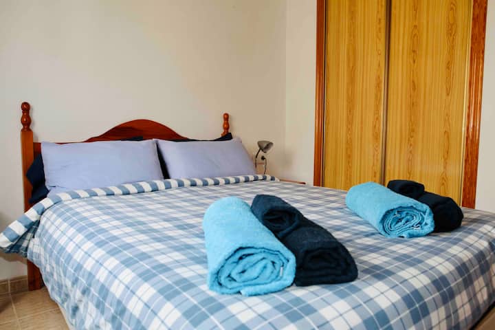 2 Bedroom Flat With Pool - Denia