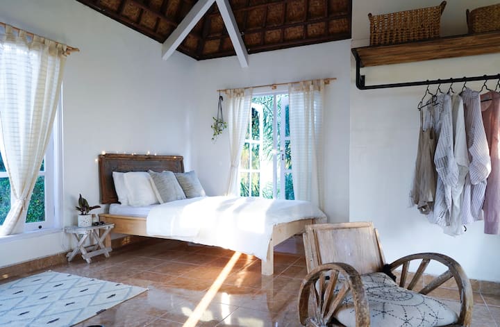 Studio Apartment With Rice Field View, Ubud Centre - Ubud