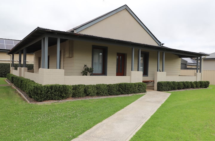 2 Bedroom House  Best Western Plus  Goulburn - ゴールバーン