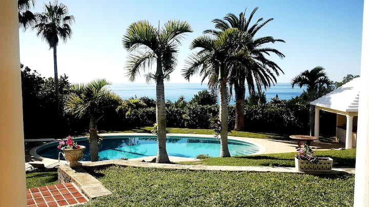 Studio W/ Pool & Twizy Charge By The Reefs & Beach - Bermuda