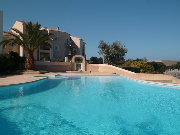 F3 L'ile Rousse Avec Piscine Dans Résidence - L'Île-Rousse