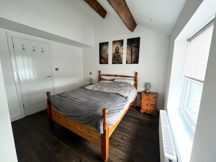 Turquoise Garden Apartment B - Macclesfield