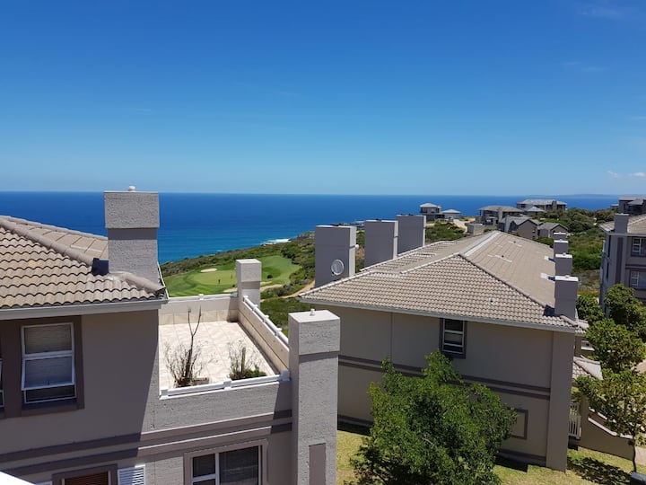 Luxury Villa In Pinnacle Point With Inverter - Mossel Bay