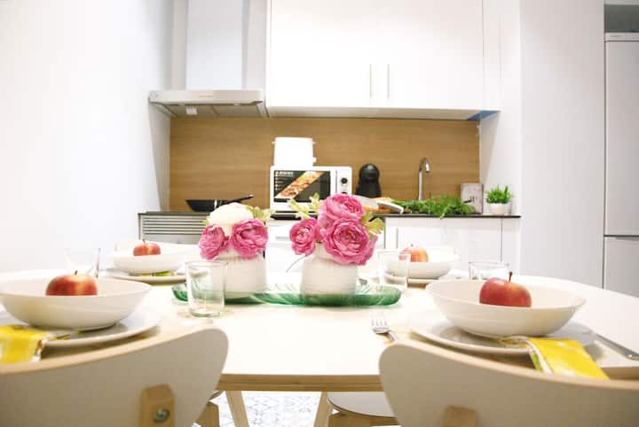 Vivienda En Barrio De Ruzafa / 10 Pax Y Más - Valencia