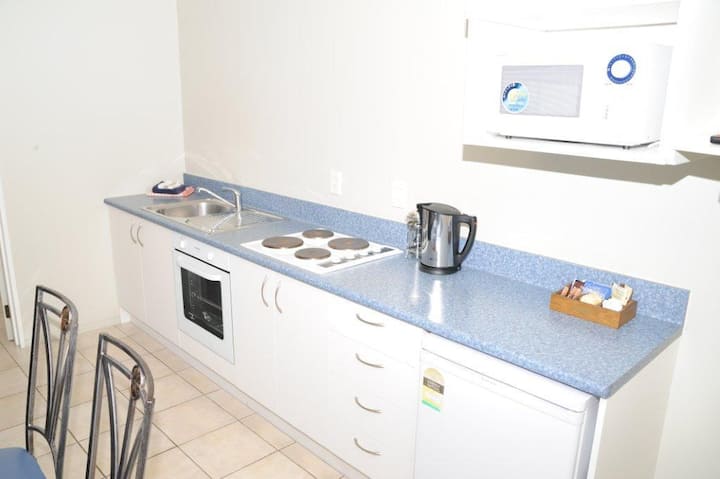Two Bedroom Spa Suite At Aldan Lodge Motel - Picton