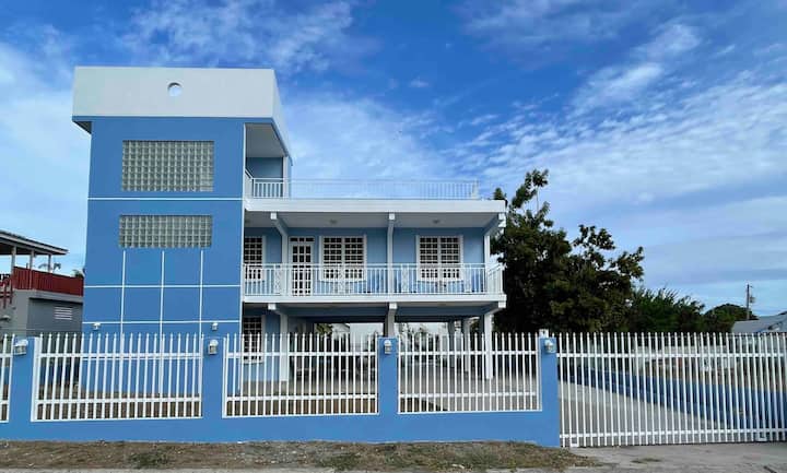 Great For A Group Getaway! Sleeps 14. Playa Santa - Guanica