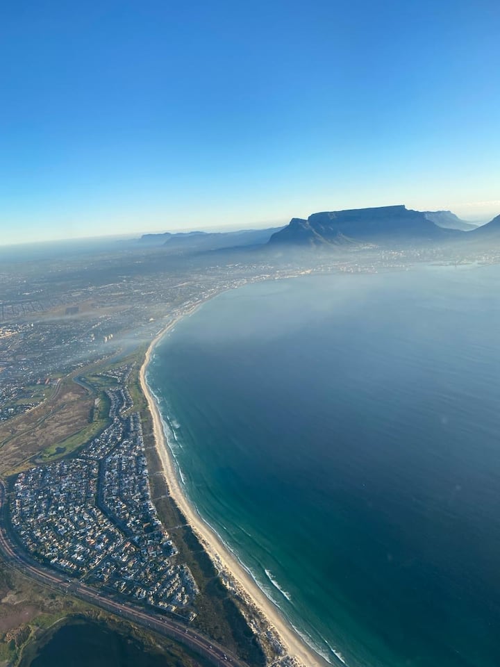 Guest Suite On Sunset Golf Estate & Kiters Beach - Cape Town