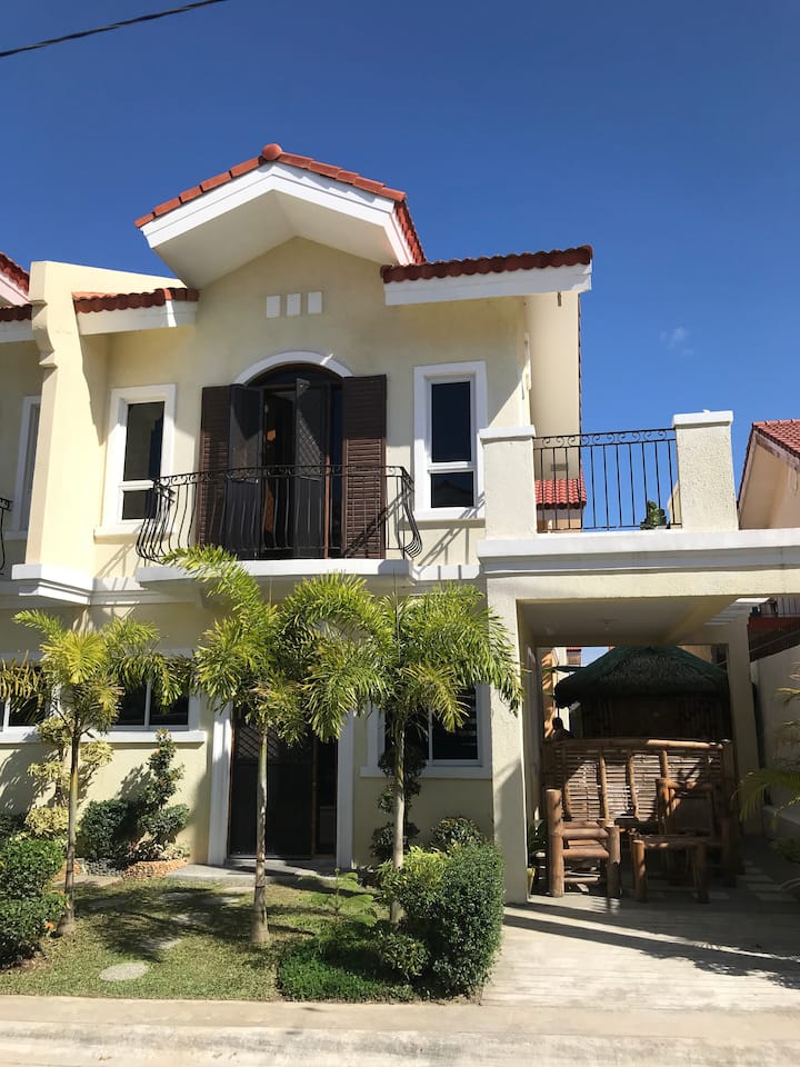 Josie's Inn - Silang