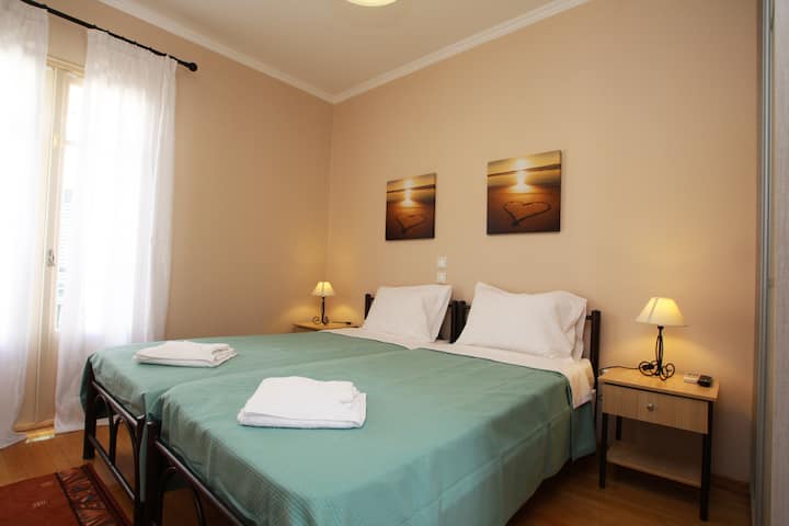Lefcothea 3 Guest Room - Paxi