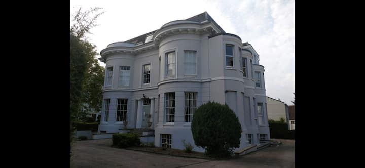Private Flat Close To Centre And Chelt Racecourse - Cheltenham