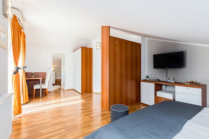 Deluxe Double Room With Balcony Ad Sea View 201 - Abbazia