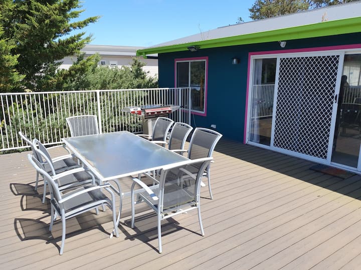 "Your Perfect Family Beach Holiday Experience" - Venus Bay