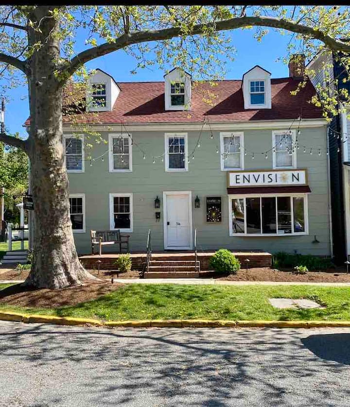 Downtown Studio Apartment - Chestertown, MD