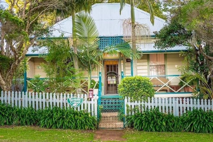 Banksia Cottage Toowoomba - Pet Friendly Getaway - Toowoomba