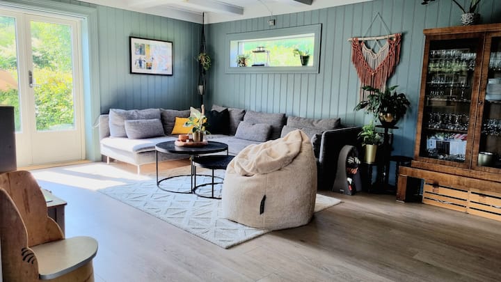 Wooden House Overlooking Trondheim Fjord - Trondheim