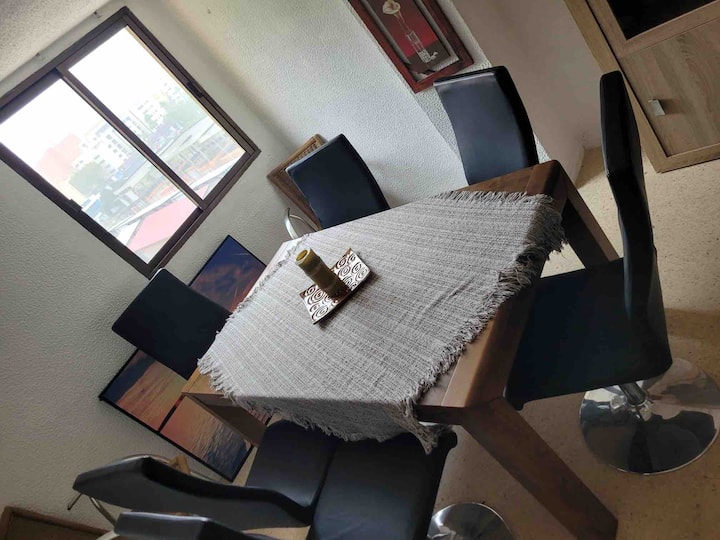 Lovely 4 Bedroom Opposite Gibraltar Border - La Línea de la Concepción