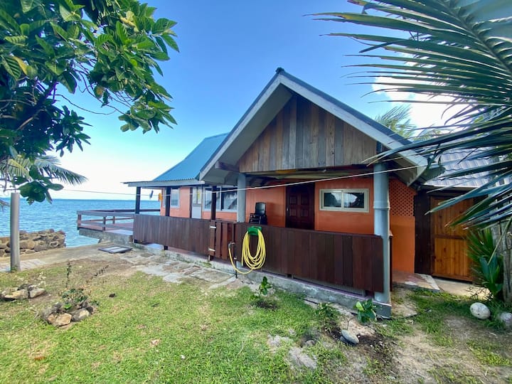 Bungalow Les Pieds Dans L'eau - French Polynesia