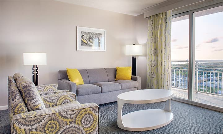 1 Bedroom Unit Ocean Walk - 戴通納海灘