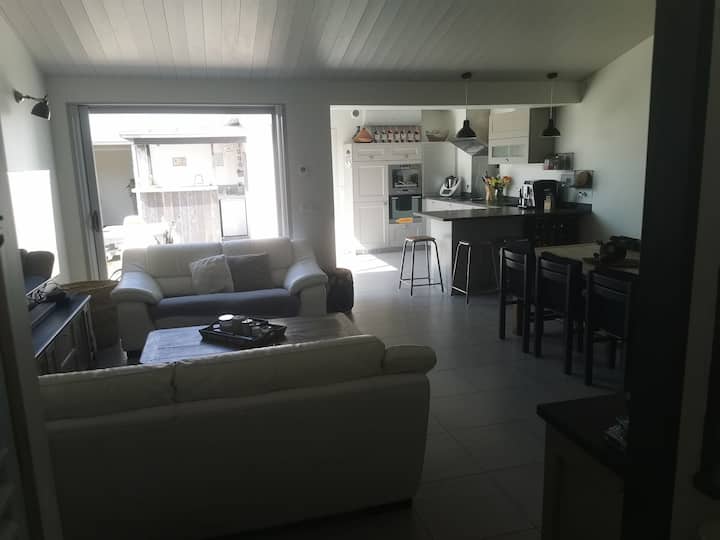 Maison Trois Chambres Avec Jacuzzi - Île de Ré