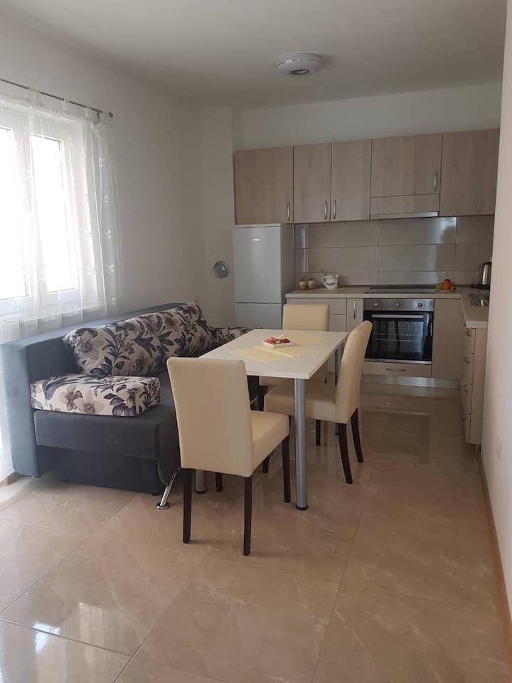 App 2+2 (202) - Baška Voda