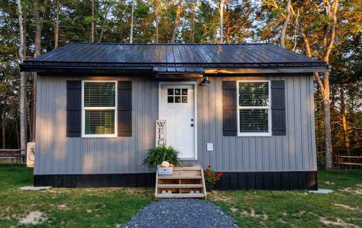 Long Point Cabin 1 - Summersville, WV