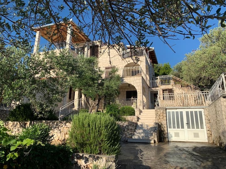 Villa Bettina Apartment Bis 4 Personen Mit Pool - Sevid