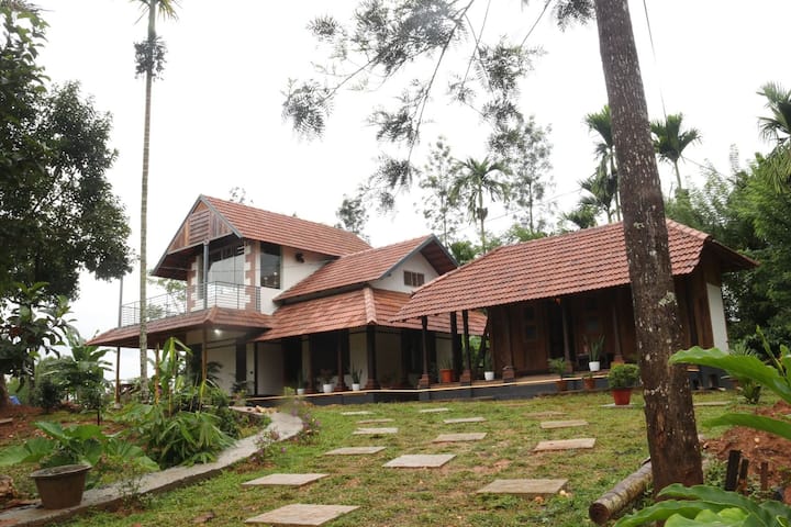 Prakashans Heritage Homestay - Wayanad