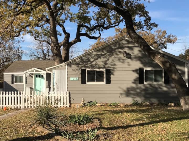 Heart Of Cowtown/50% Off Monthly Stay - Stop 6 - Fort Worth