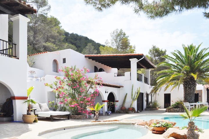 Can Thal - Balearic Islands
