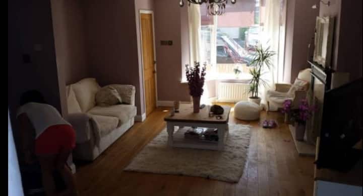 Double Room A Beautiful House - Hemel Hempstead