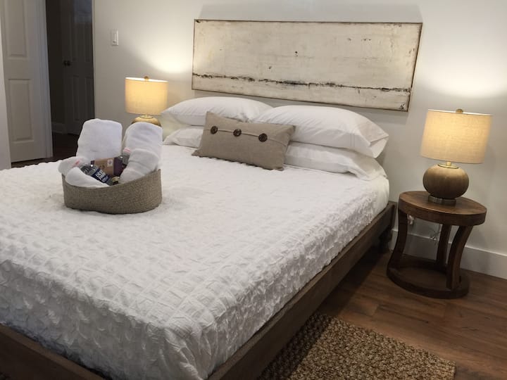 Cozy 2br-arl Location!-near Ballston/clarendon/dc - Arlington, VA
