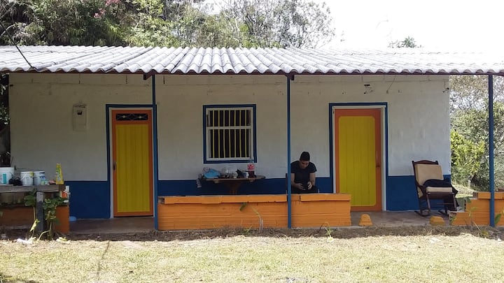 Refugio Casa Hidalgo - Pura Naturaleza- - Marinilla