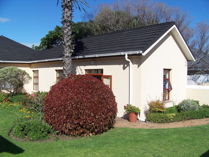 Cottage Near Beach, Golf Courses And Mountains - Somerset West