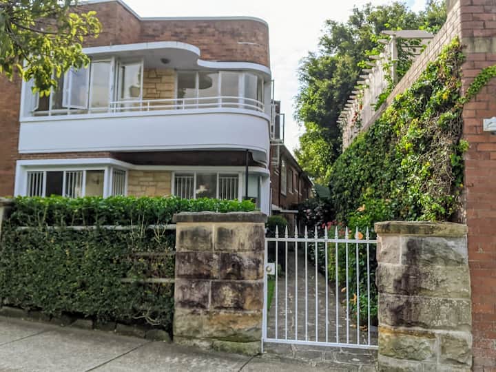 3 Bedroom Apartment On Ground Level- Woollahra - Moore Park