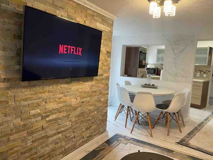 Modernes Haus /Kostenlos Parken/ Netflix/ Klima - Erlangen