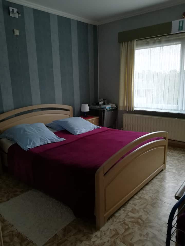 Privékamer In Rustig Gelegen En Gezellige B & B. - Ypres