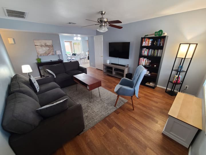 Quiet Home Away From Home - Mesa, AZ